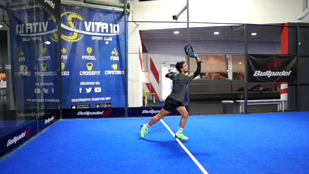 The perfect lob: How to gain time and position yourself better ...